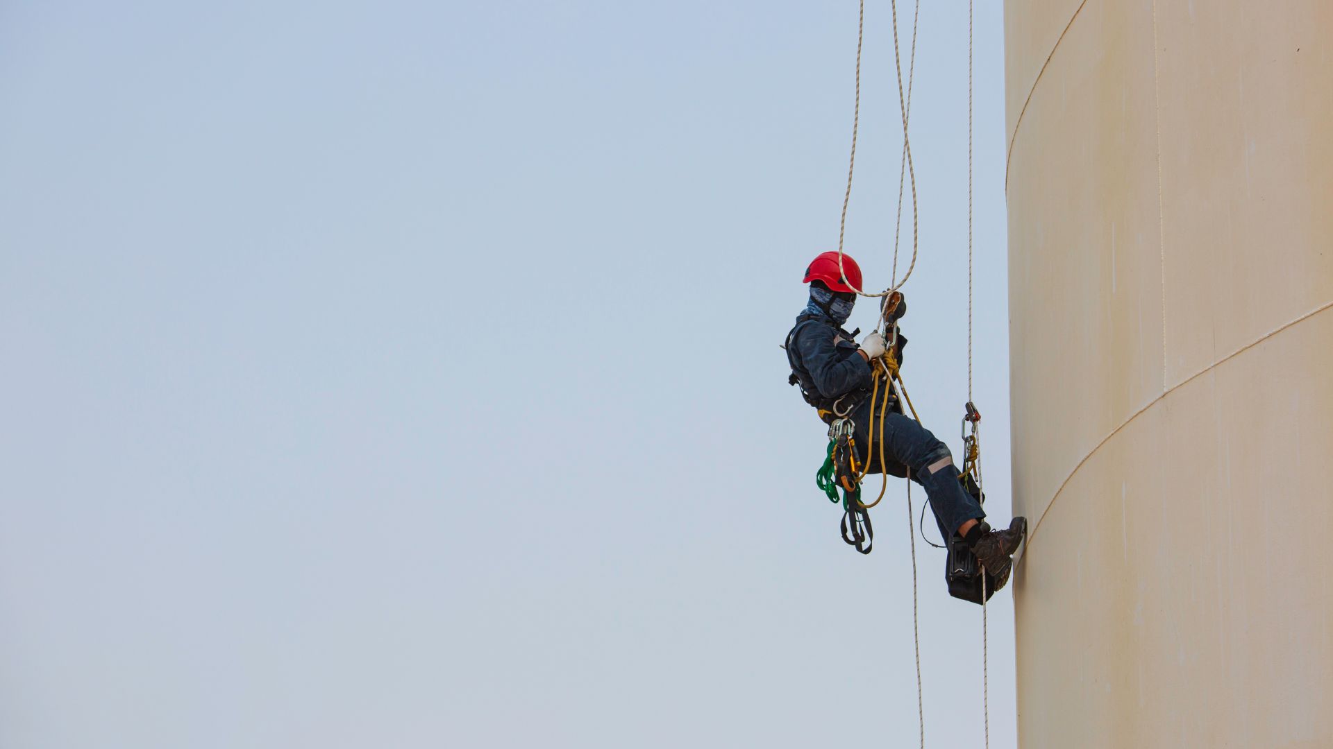 Rehabilitar con confianza: Astur Altura Vertical sube alto, pero seguro ...